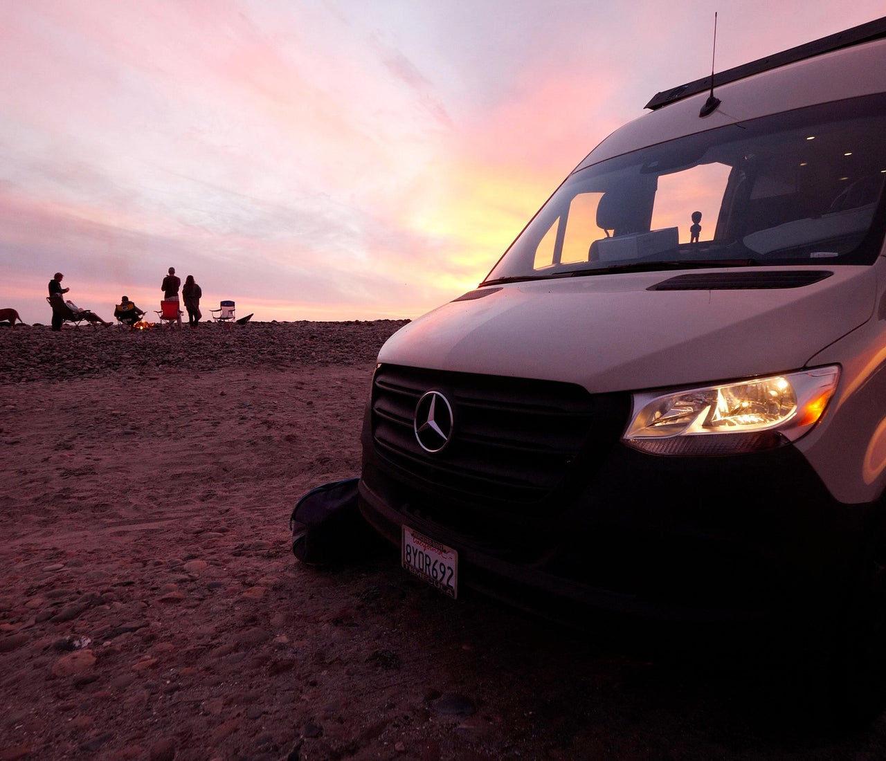 Jackson & Mia Explore Vanlife in Mexico | Sandy Vans